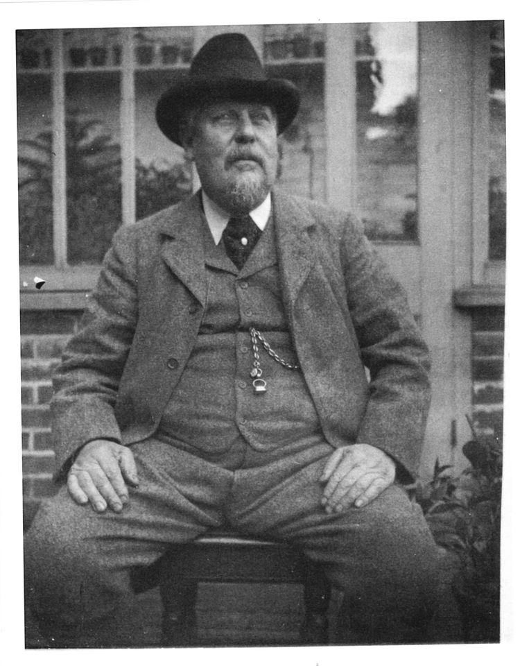 Flashback Friday: The History of George Wickham – Limpsfield, Surrey